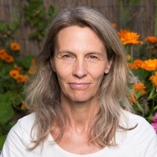 vicky smyth glasgow shiatsu therapist